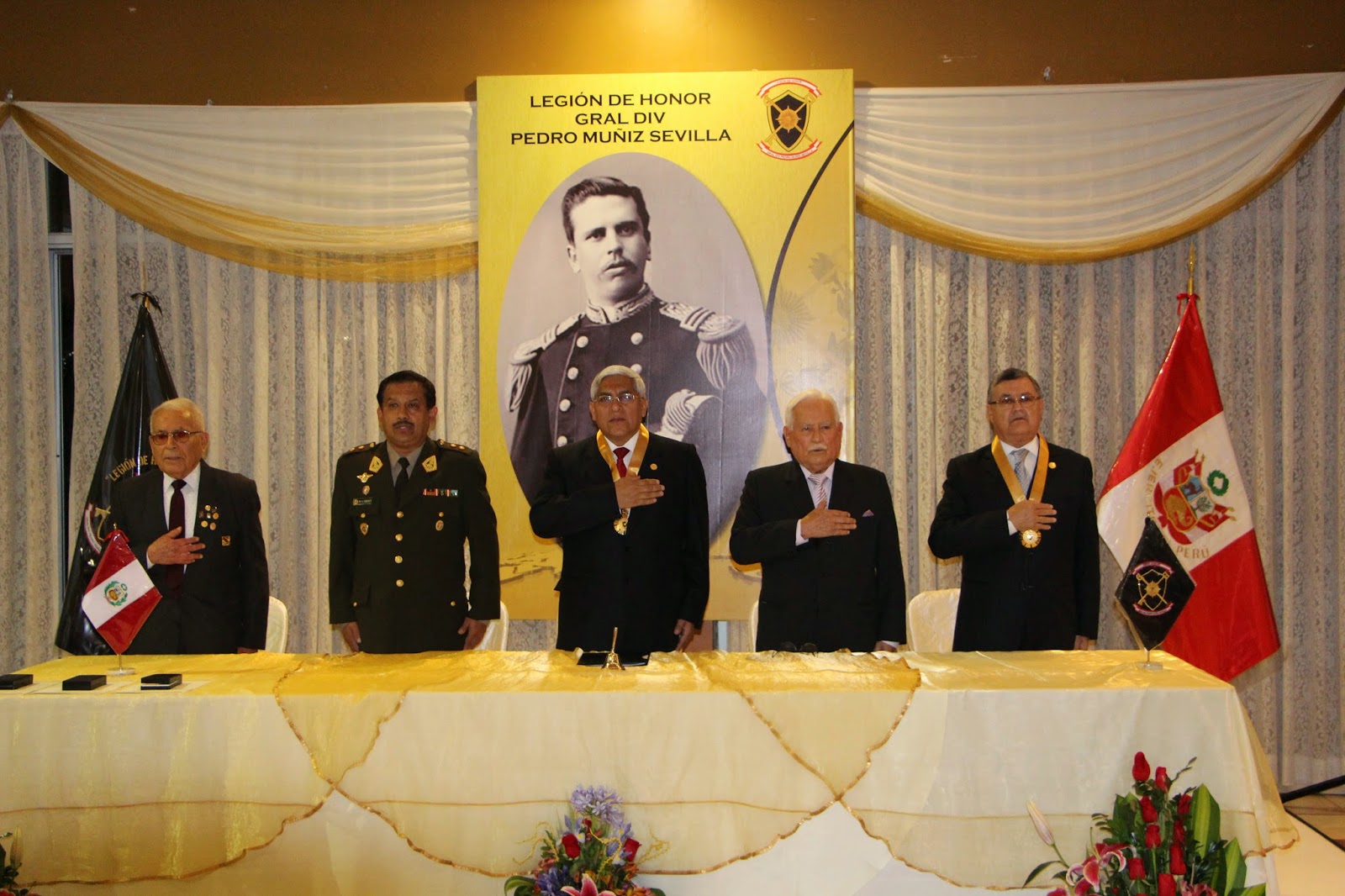 Nuestro Ejército en video: Con ocasión del octogésimo segundo ...