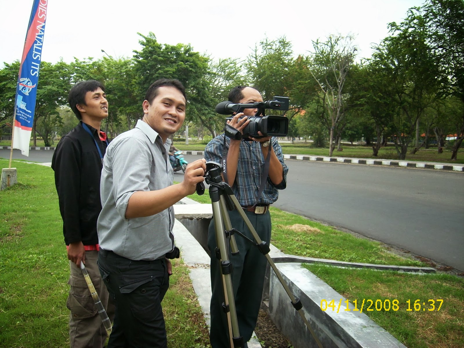 TEKNIK PENGAMBILAN GAMBAR