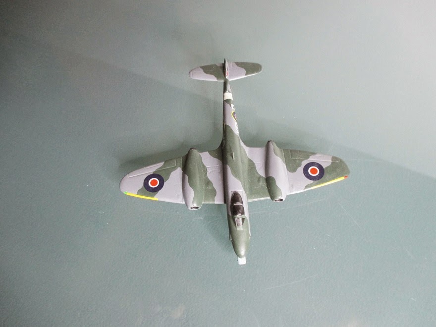 1/144 airbattle: 1/144 Gloser Meteor Mk.III - by Diverse Images