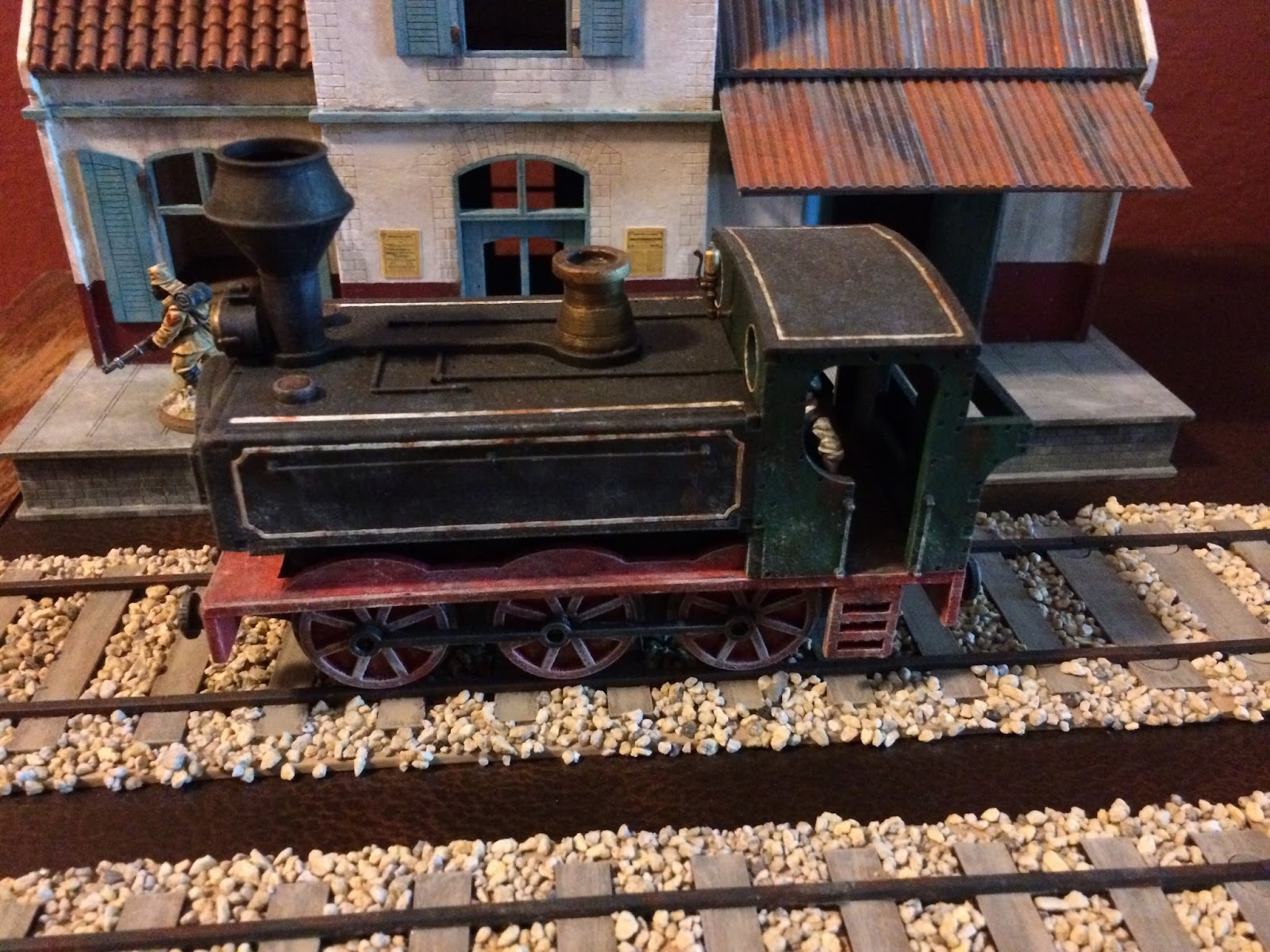 Major Thomas Foolery's War Room: Sarissa MDF Train Track