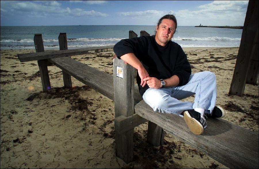 Tim Winton Biography