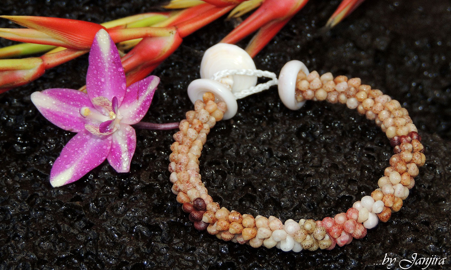 Kahelelani & Sunrise shell jewelry by.... Janjira: Hawaiian shell bracelets
