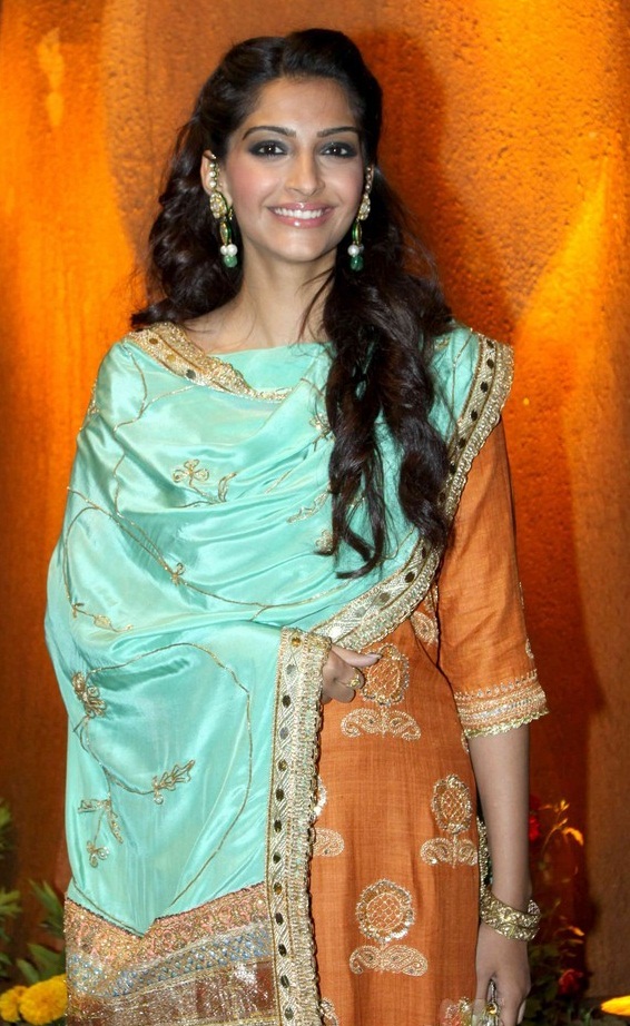 Curly Fries: July 2011