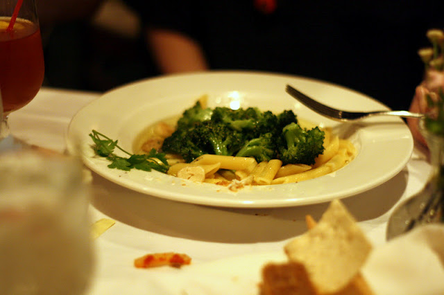 An Immovable Feast: Queen Italian Restaurant