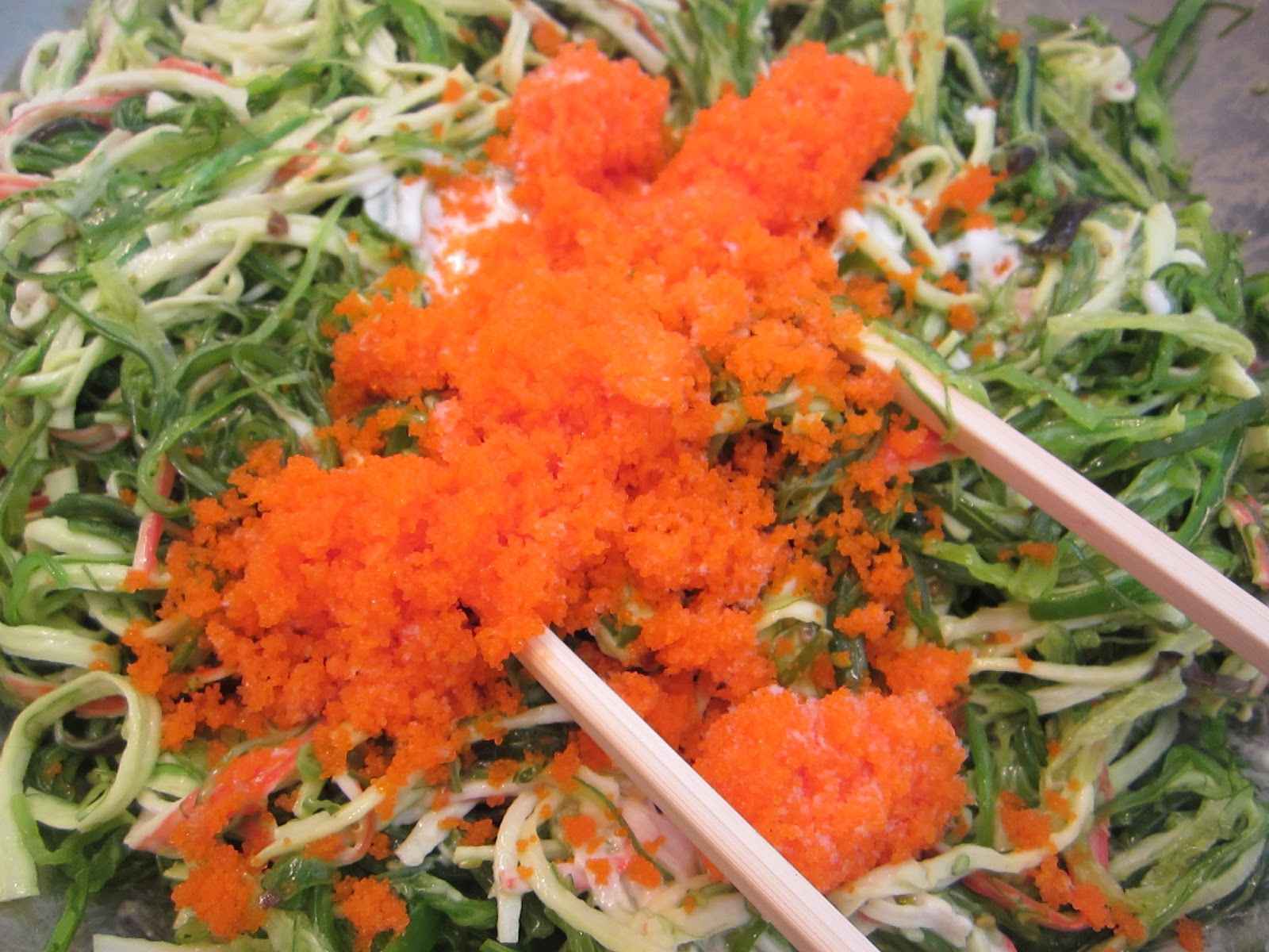 Effortnesslessly: Kani Salad