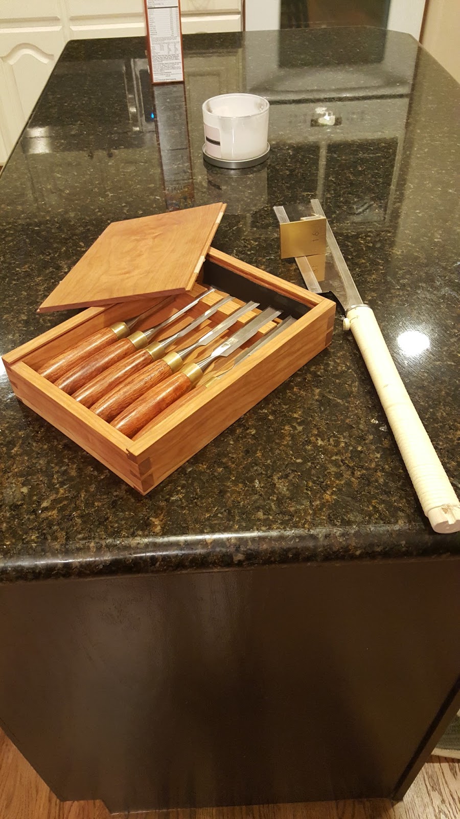 David Barron Furniture: Nice Chisel Box