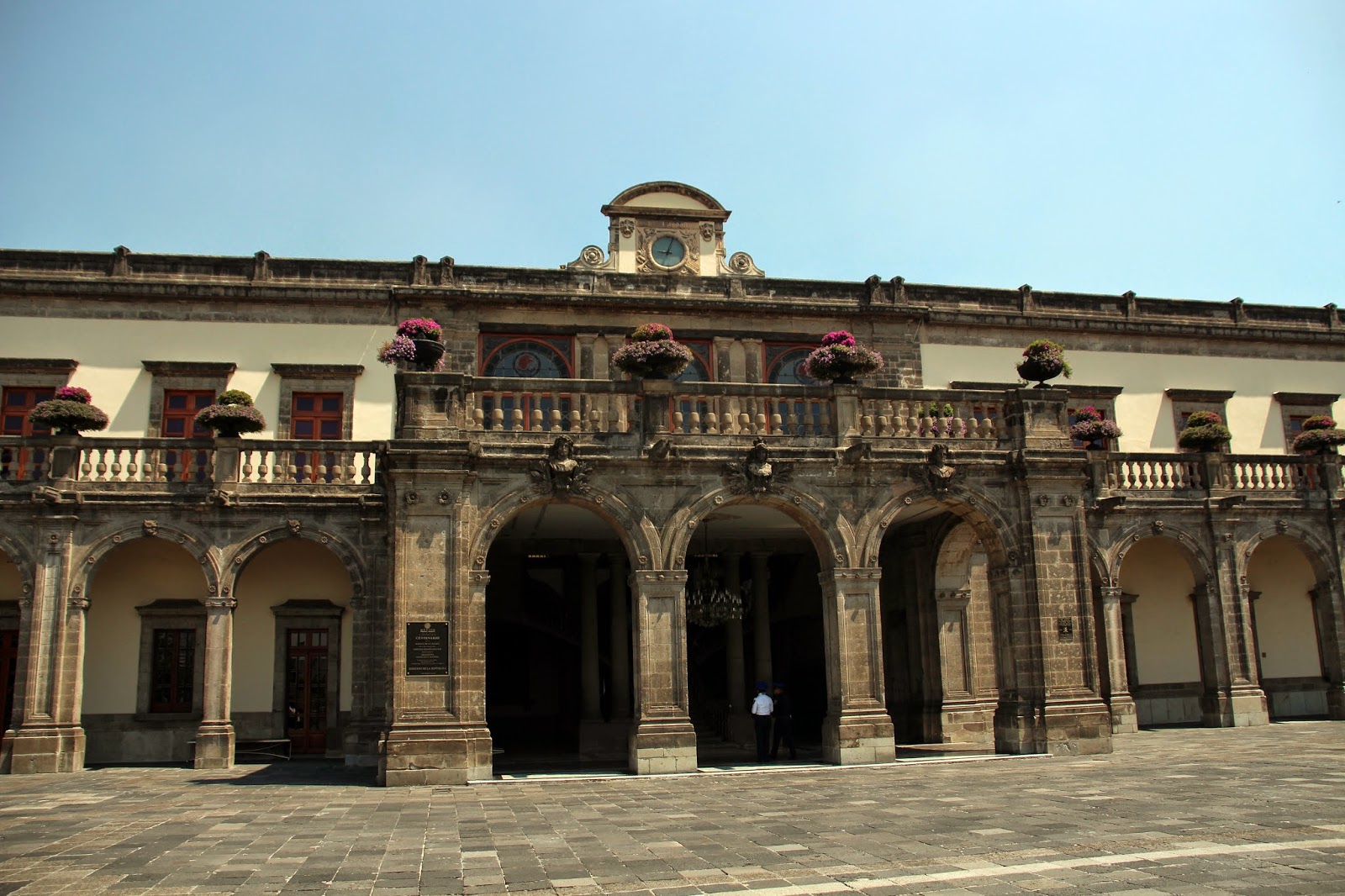 Castle Parados