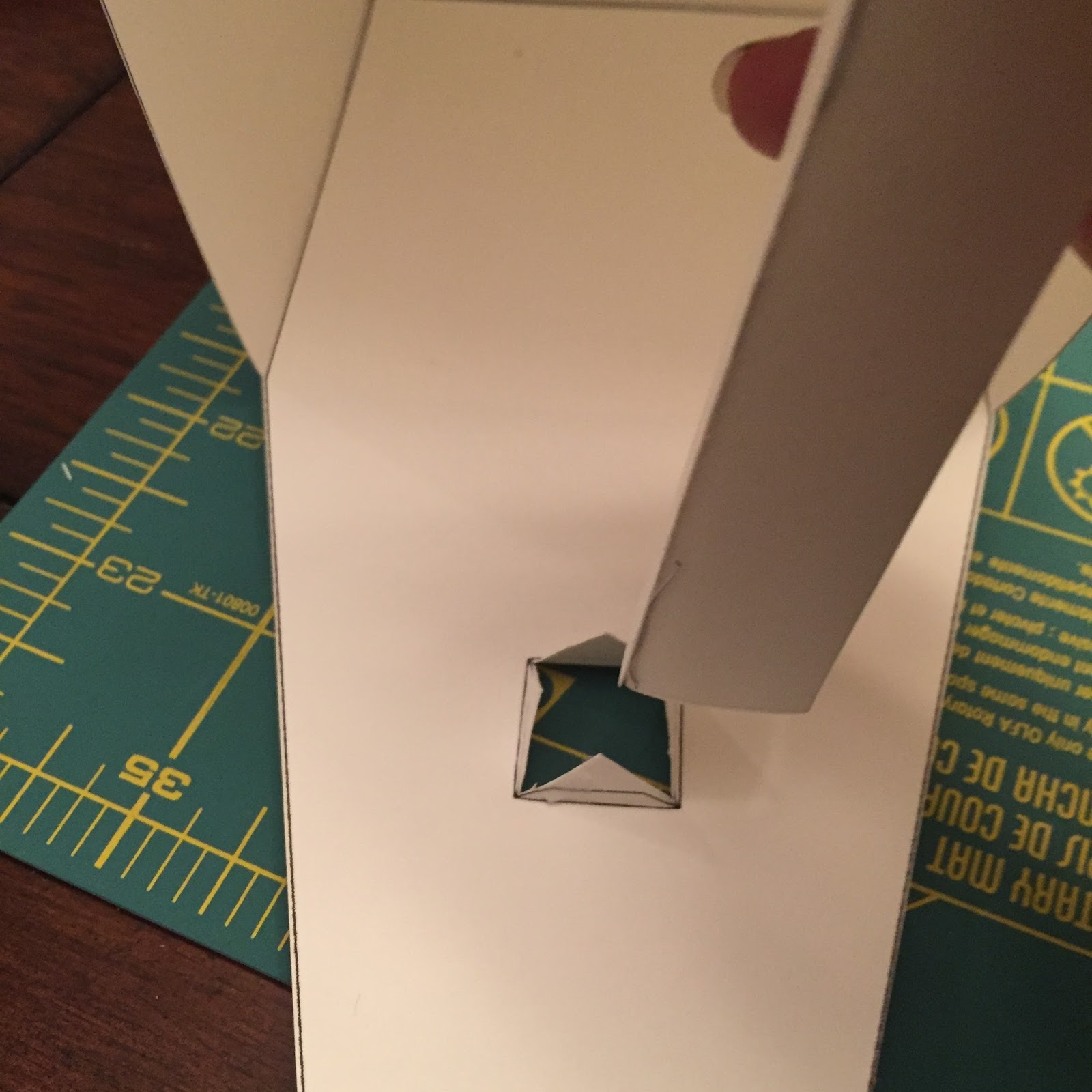 Objects in the Third Dimension: Papercraft Toolbox Prototype