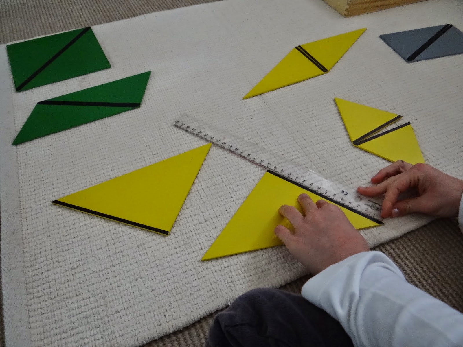 Montessori Mar del Sur: Triángulos Constructivos. Primera caja ...