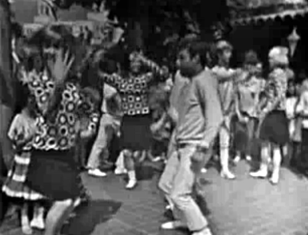 13: WHERE THE ACTION IS - Season 2, Episode #231 (1966)