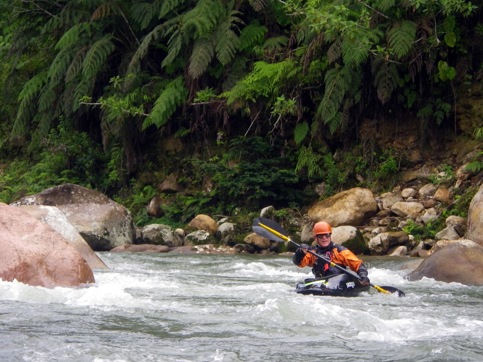 Small World Adventures--Kayak Ecuador: Edging in Ecuador