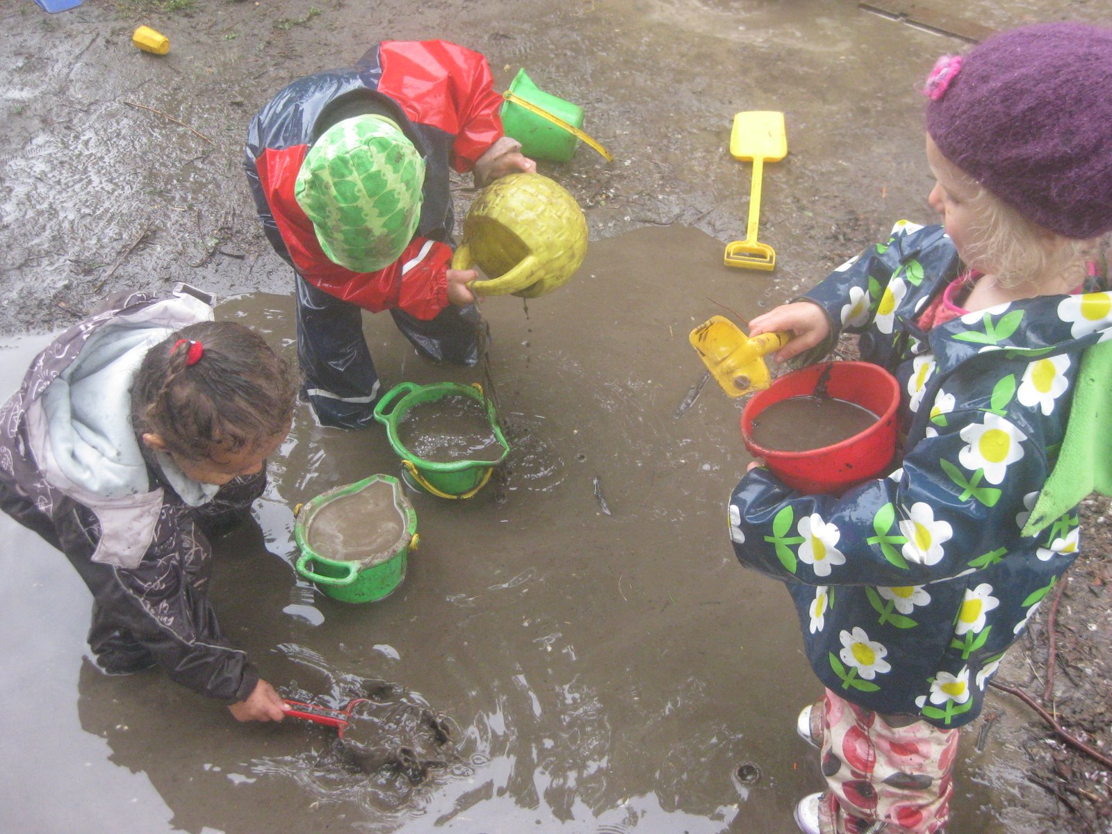 Freinetförskolan Lund: Vattenlek!!
