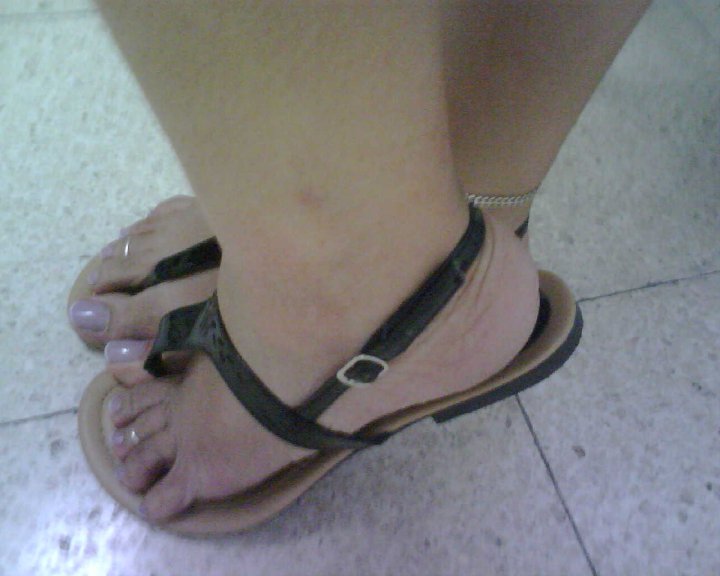 LINDOS PIES CUCUTA: LINDOS PIES EN CHANCLAS