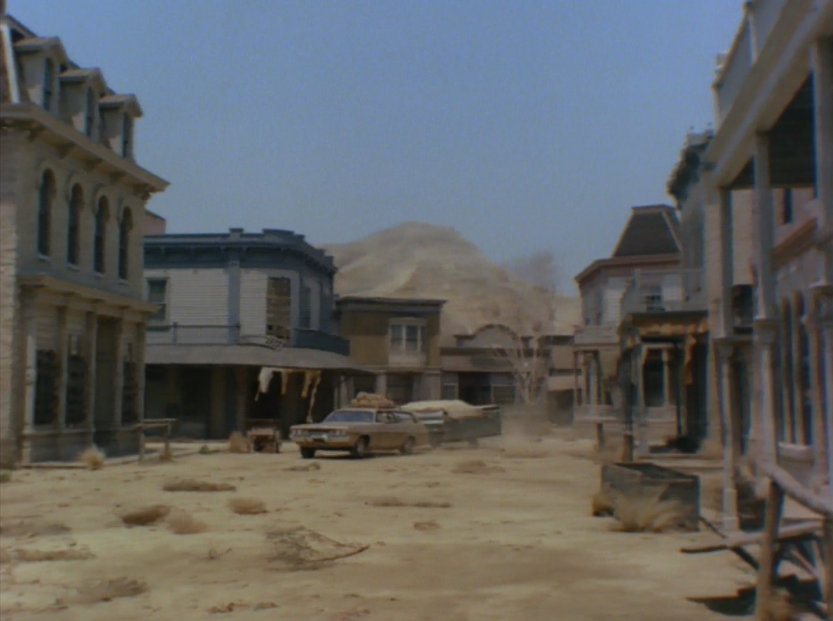 The Brady Bunch Blog: The Bonanza Set As The Brady's Ghost Town