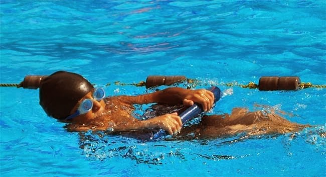 TRY HARD: Habilidades básicas: La flotación y propulsión.