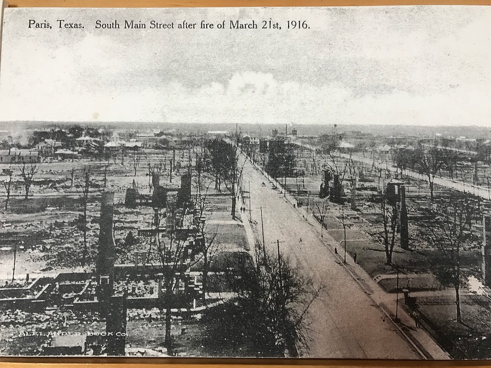 Busy Geemaw: Paris, Texas Style