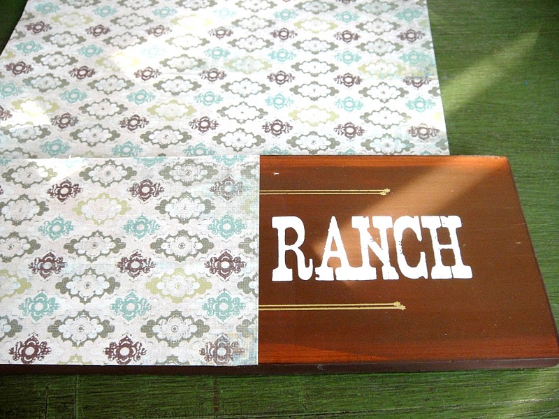 HARMONizing: DIY Wall Plaque