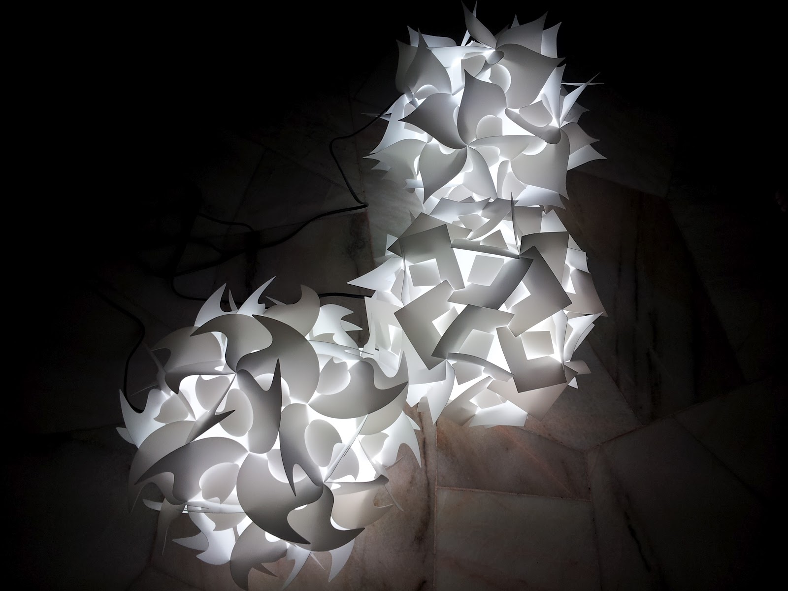 VLightDeco IQ Light Puzzle Pendant Jigsaw Lamp Styles: 09/09/12