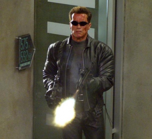 Armas y Cine (Weapons and Cinema): Terminator 3: La rebelión de las ...