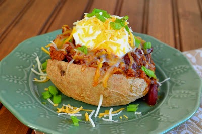 The Savvy Kitchen: Loaded Chili Baked Potato