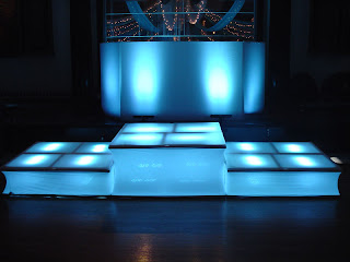 Acrylic Evolution: Dj Booths