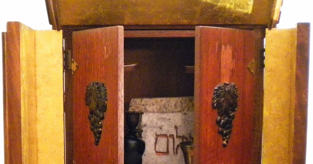 Dybbuk box - garryheart