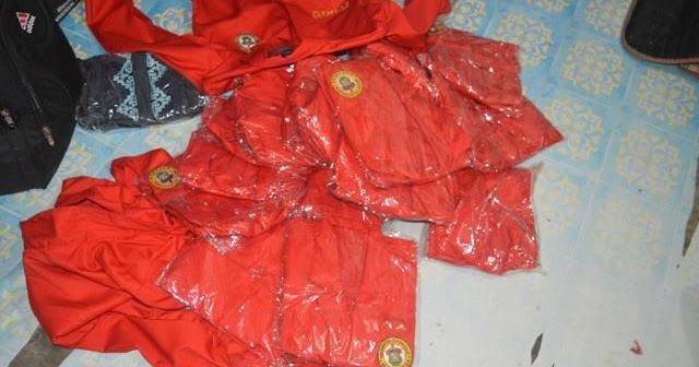 SENTRAL MAHASISWA: JUAL ALMAMATER UNHAS