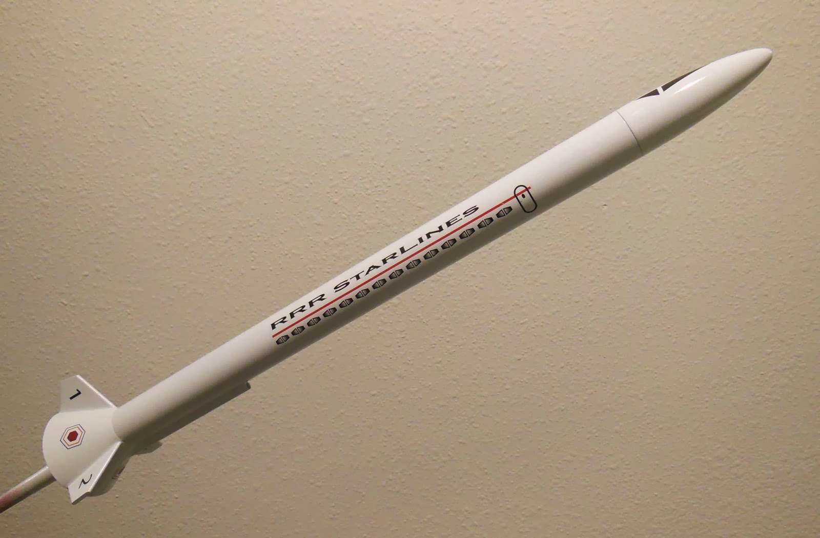 Model Rocket Building: Red River Rocketry Starliner DST, Finished