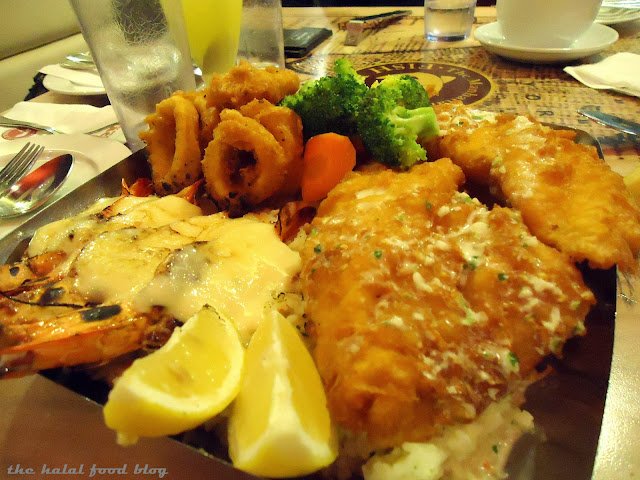 The Halal Food Blog: The Manhattan Fish Market