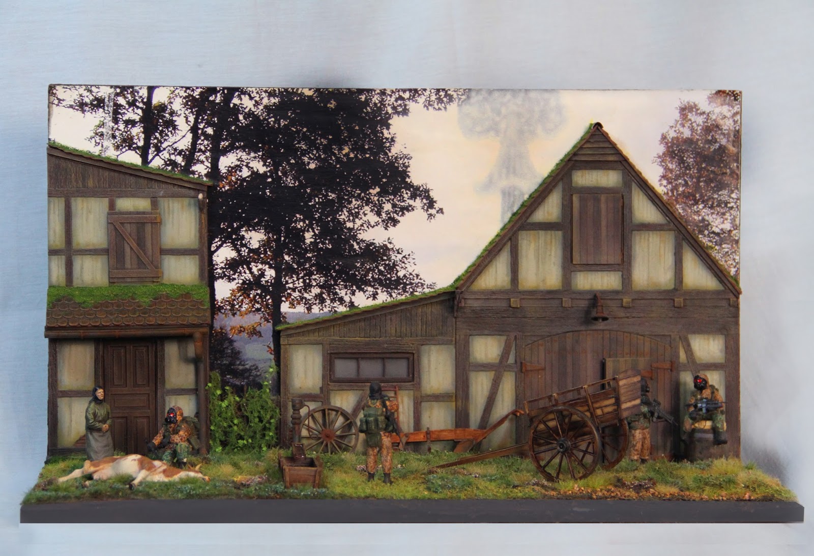 FORBIDEN TARGET: "ATOMIC FARM" Esc 1/35 by S,Sa, Gustavo Andrade