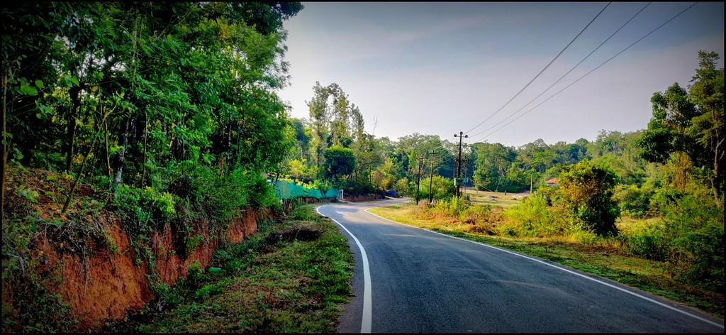 Journey with my Camera: Drive to Somwarpet