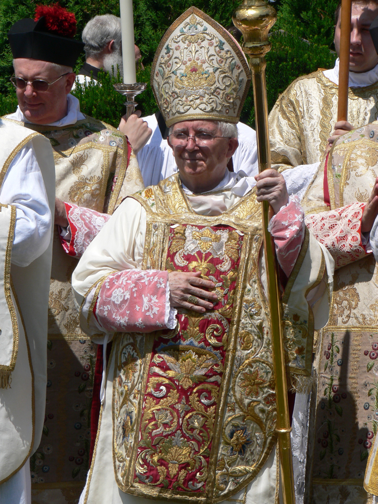 Pontifex Maximus: The Face of Jesus Christ: Cardinal Canizares to be ...