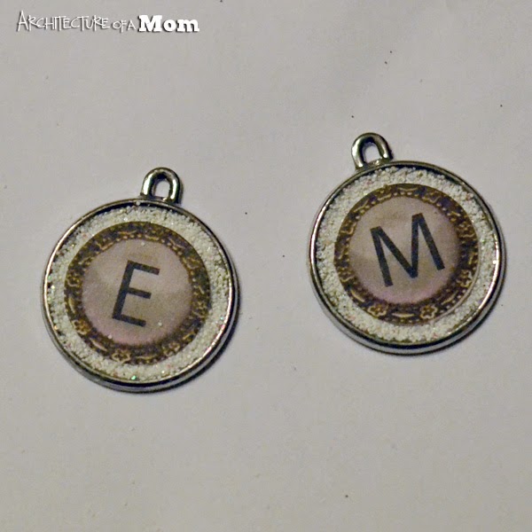 Architecture of a Mom: Mod Podge Initial Necklaces