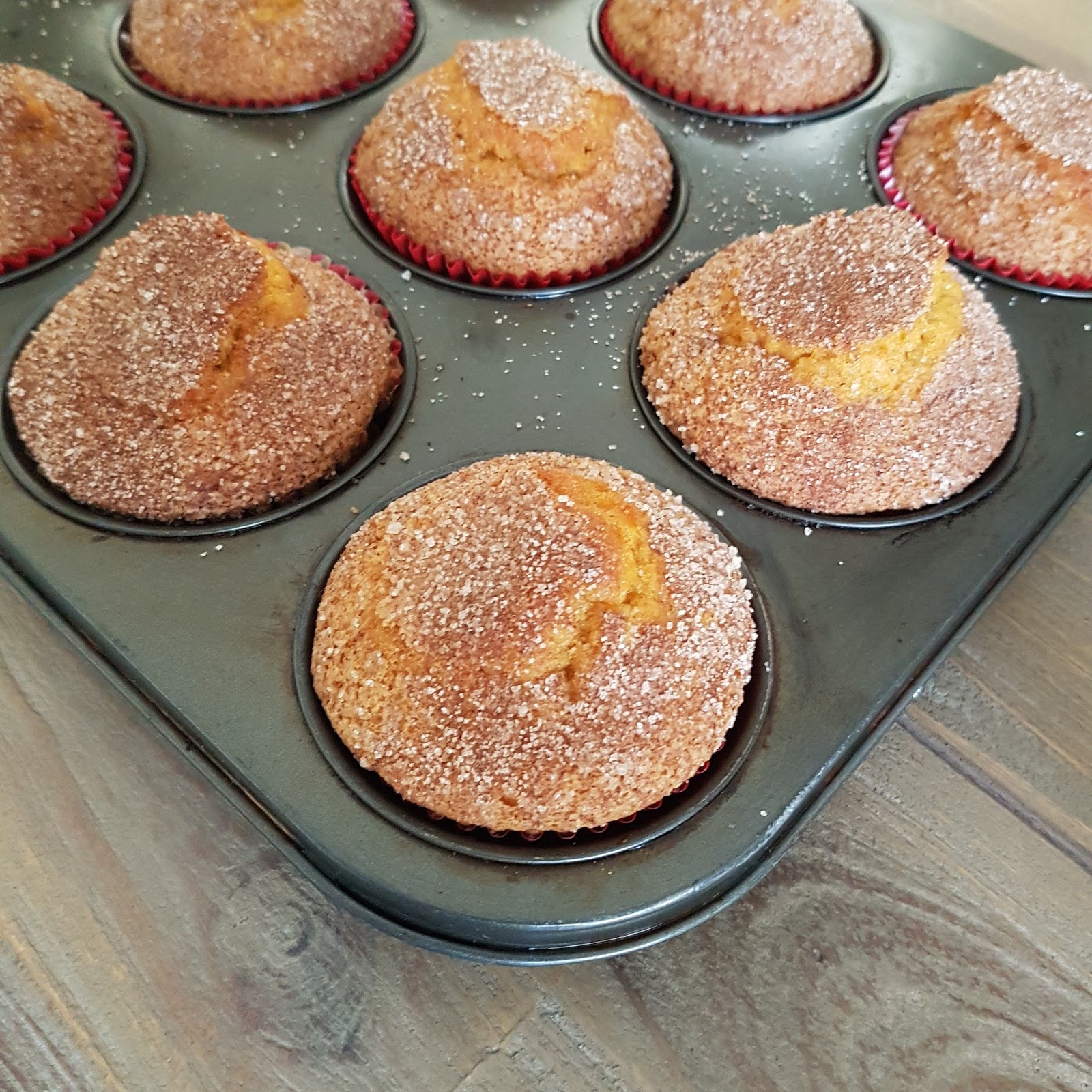 Happies: Pampoen muffins met kaneelsuiker