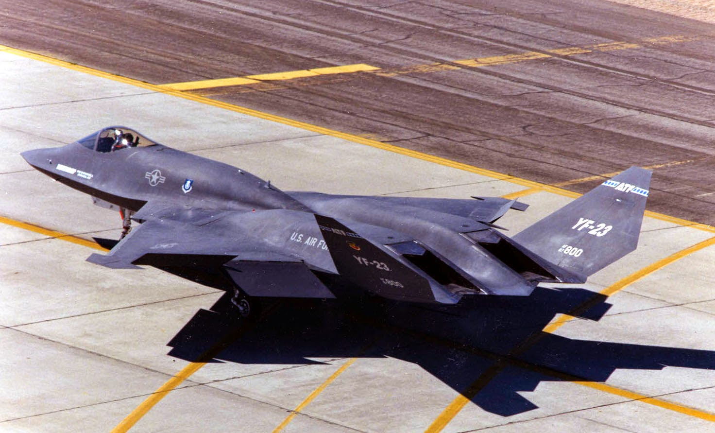 Blog de Aviones de Caza y Ataque: Northrop YF-23 Black Widow II