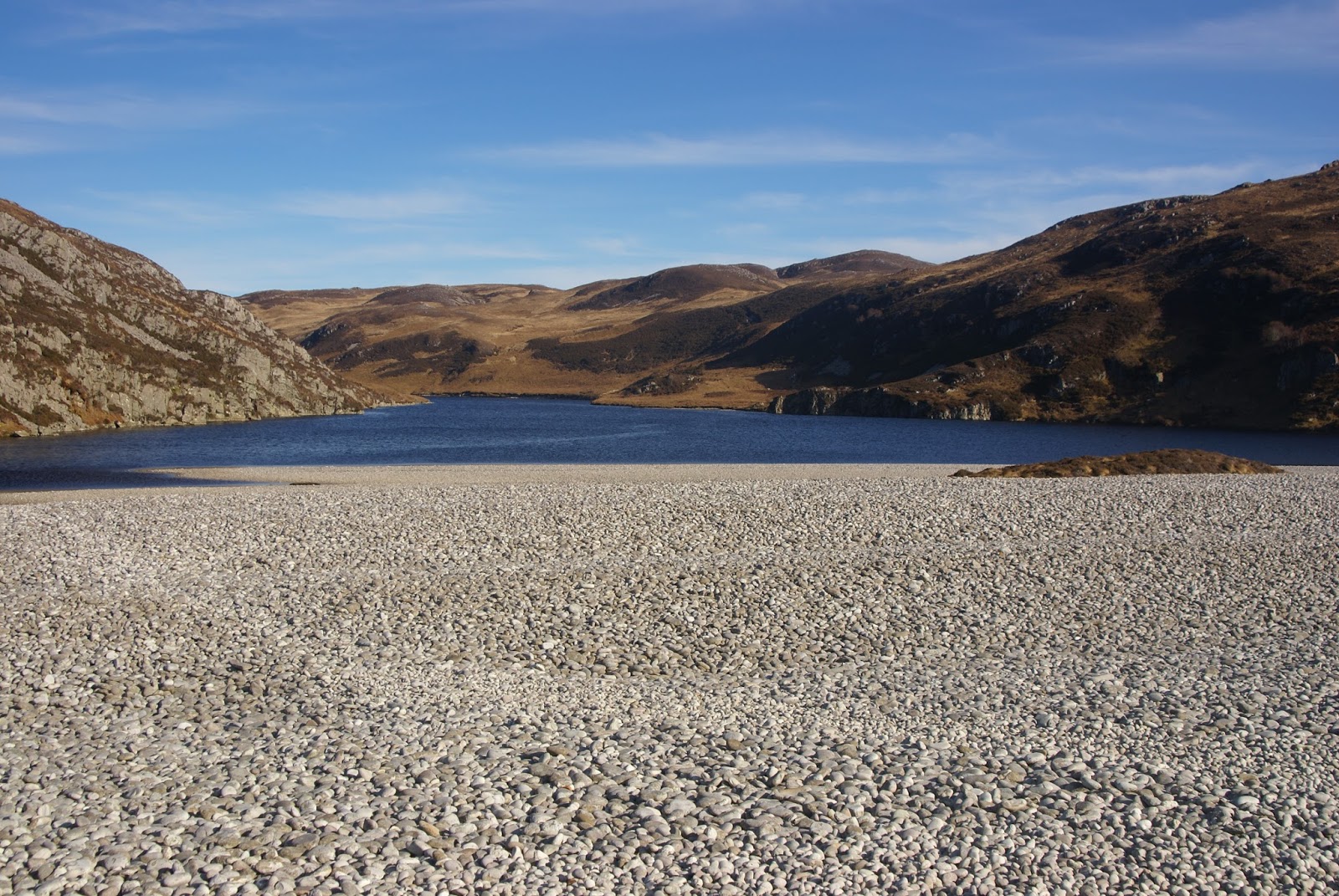 Mountain and Sea Scotland: The Zen beach of West Loch Tarbert