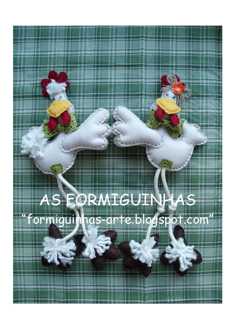 As Formiguinhas: Agarradinhos para cortina casal de galinhas