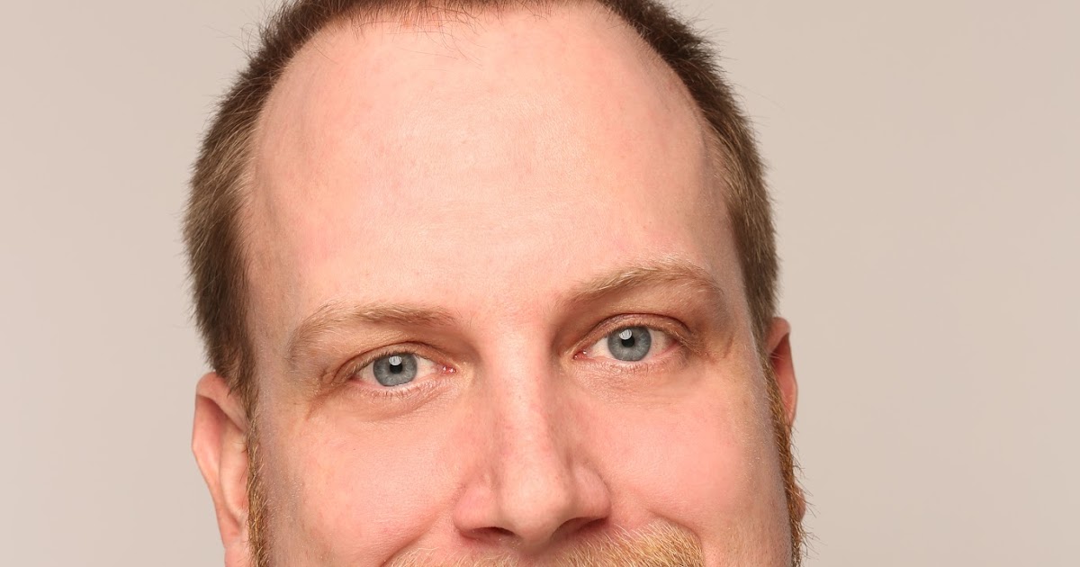 Dave Kinney: Comedian, Writer, Air Hockey Legend: Pics