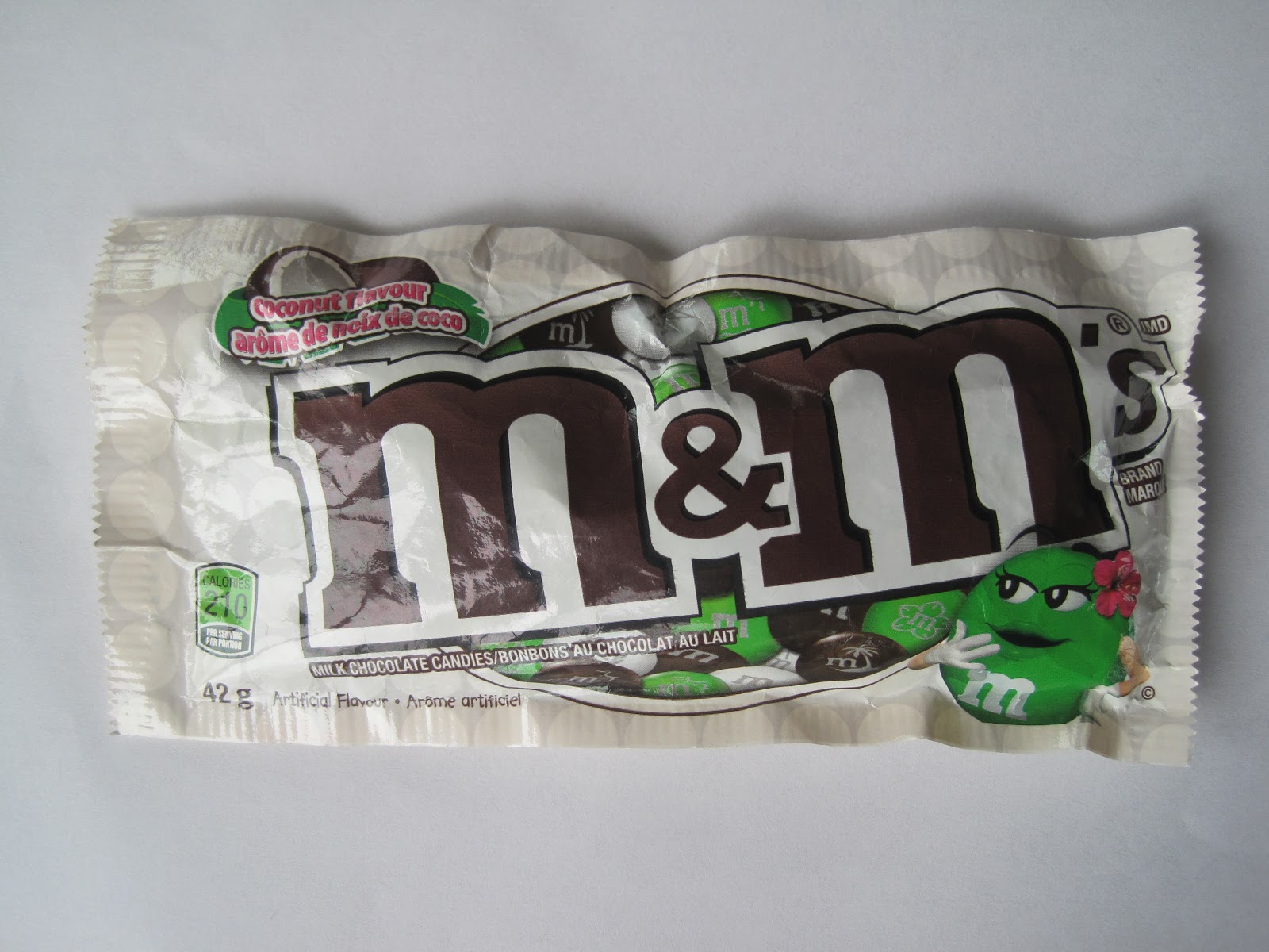 Walking The Candy Aisle: M&M's Coconut review