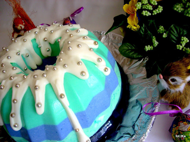 Baba Blue czyli niebieski sernik na zimno | Smaczna Pyza