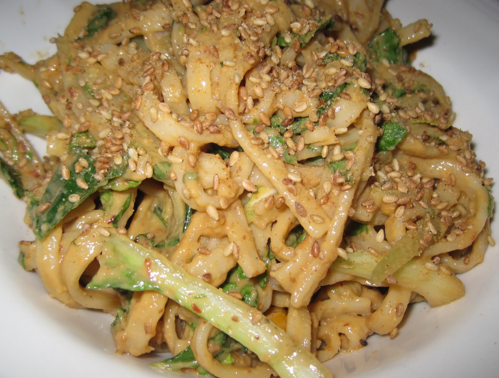 Locavore for Life: Nearly No-Cook Asian Style Noodles