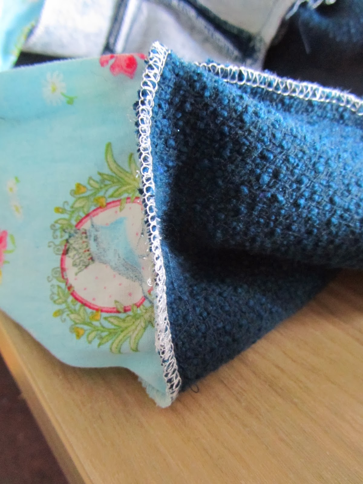 Loesje Luz: Voering aan mouw stikken