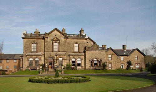 Landed families of Britain and Ireland: (61) Ainscough of Parbold