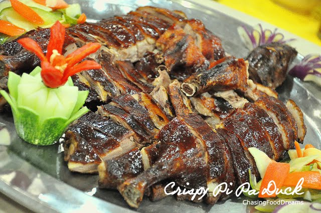 CHASING FOOD DREAMS: Restaurant Woo Ng Kee: A Blast From The Past!