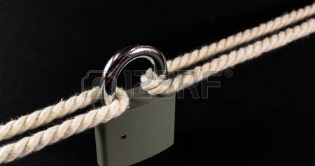 Politikha / Luis Alberto Chávez: Cuerdas por separar