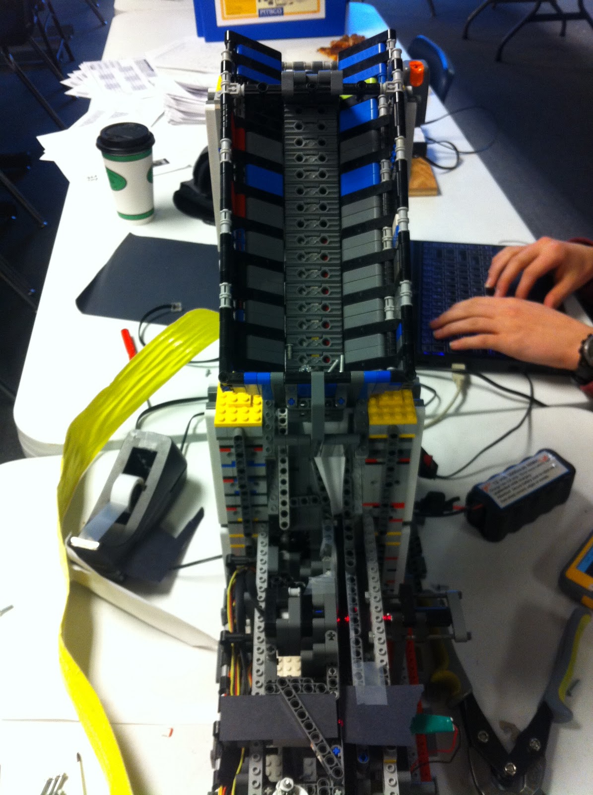 Jaguar's Spot: Lego Tetrix Nuts and Bolts Sorter