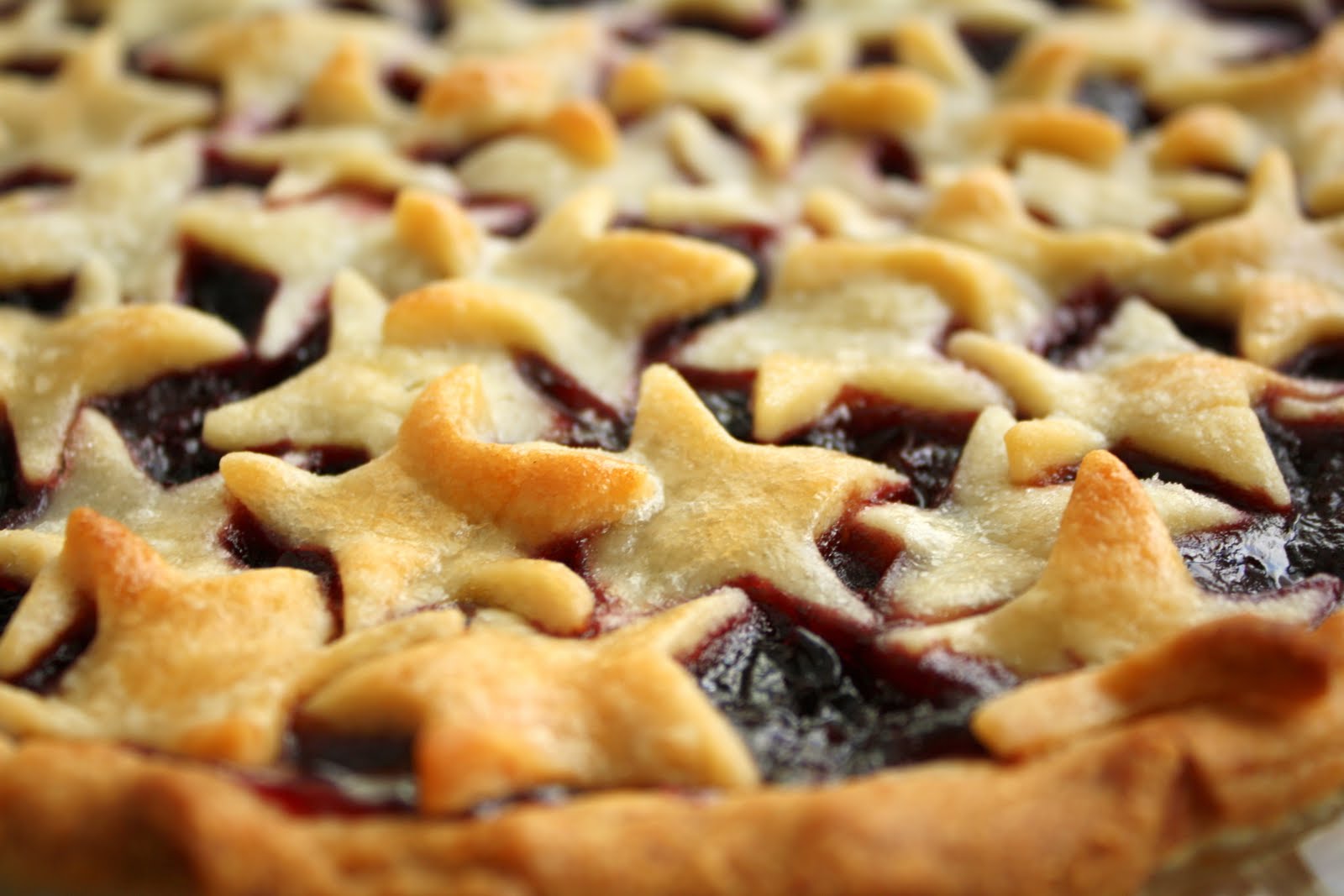 Cave Cibum: Cherry Lime Pie