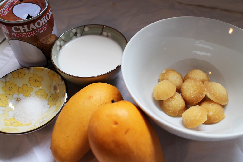 Sweet Inspired Home: Mango sticky rice "birthday cake"
