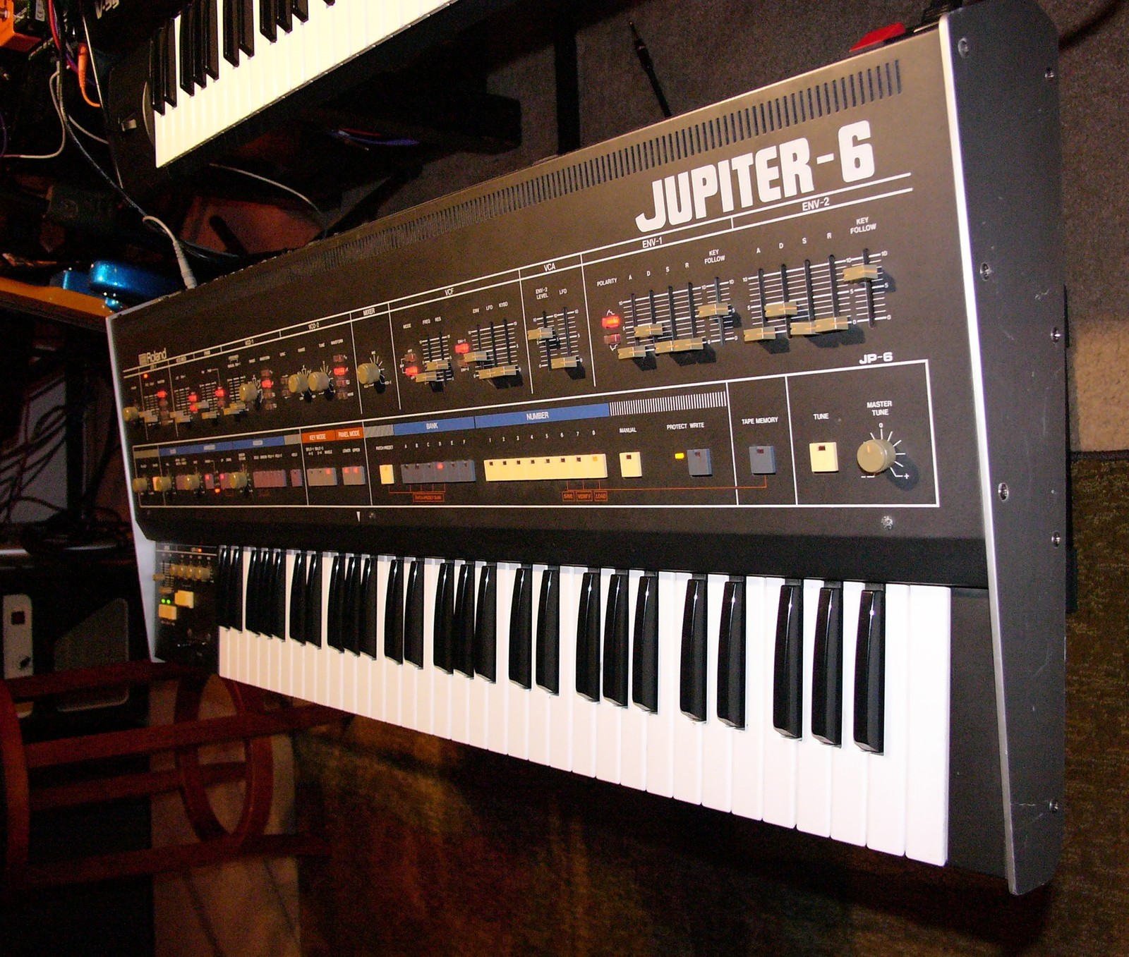 MATRIXSYNTH: ROLAND JUPITER 6