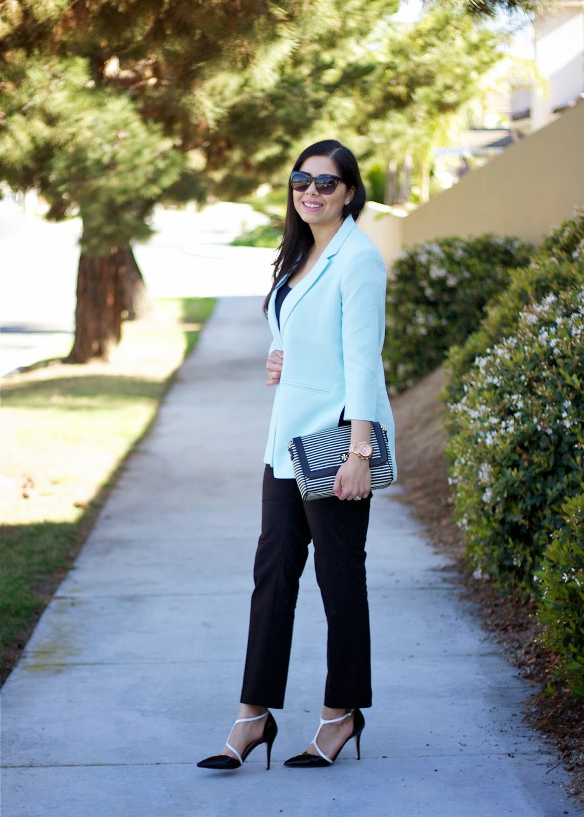 Chic Business - Lil bits of Chic